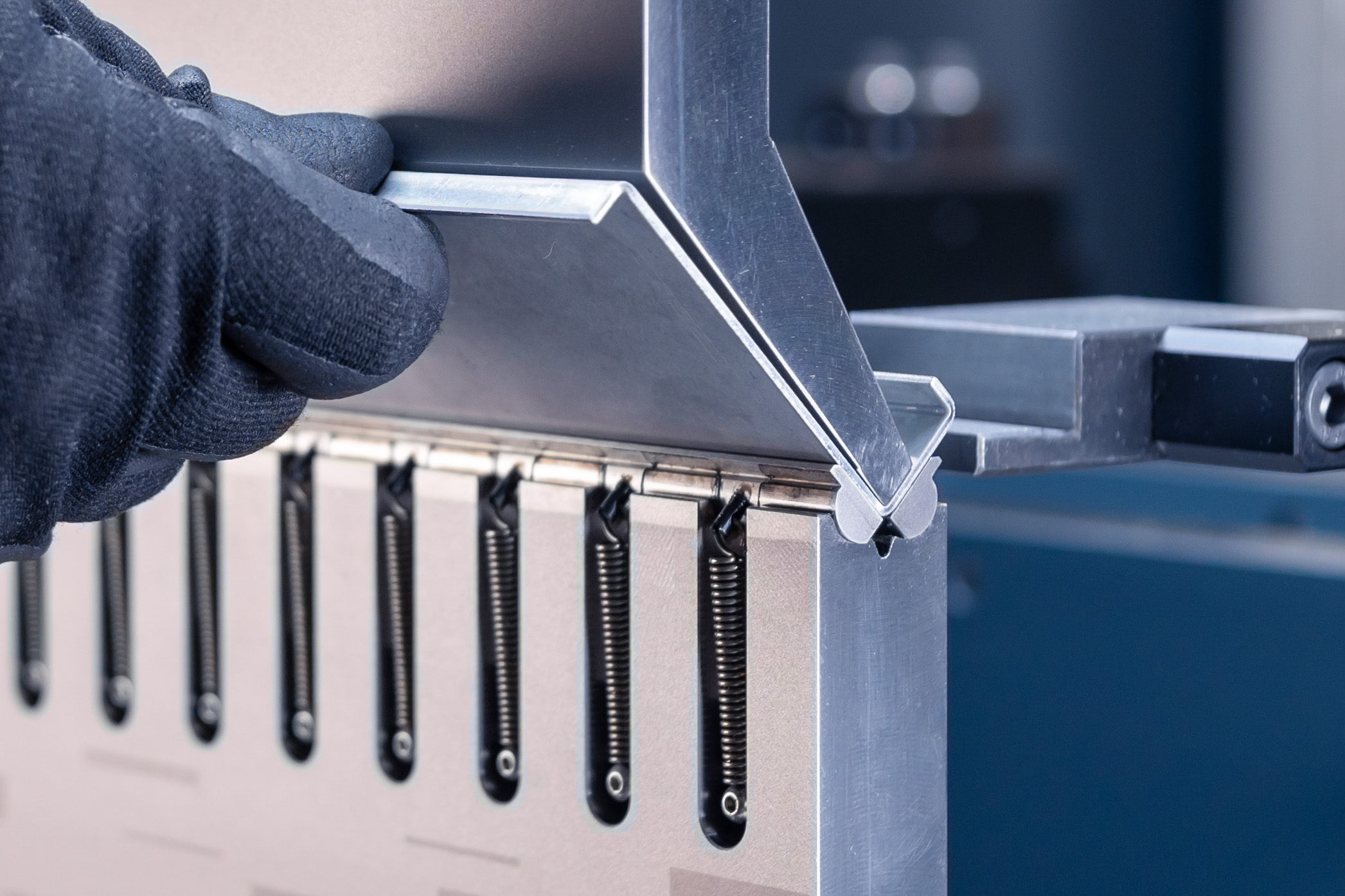 Bending short flanges | WILA